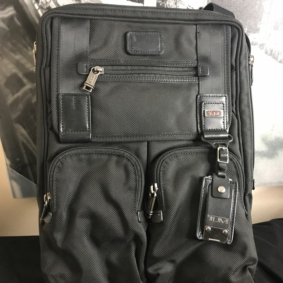 Tumi | Bags | Tumi Messenger Bag Unisex | Poshmark